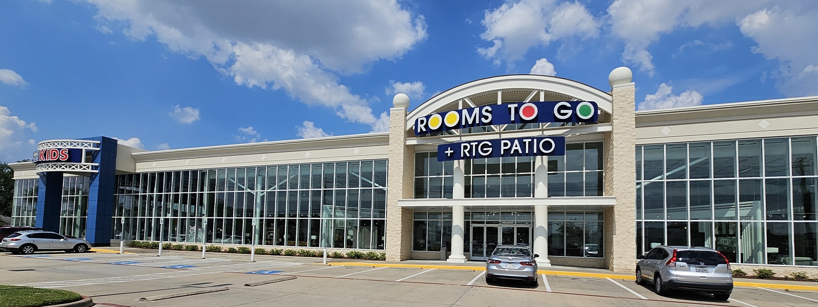 Take me to the nearest rooms to go store