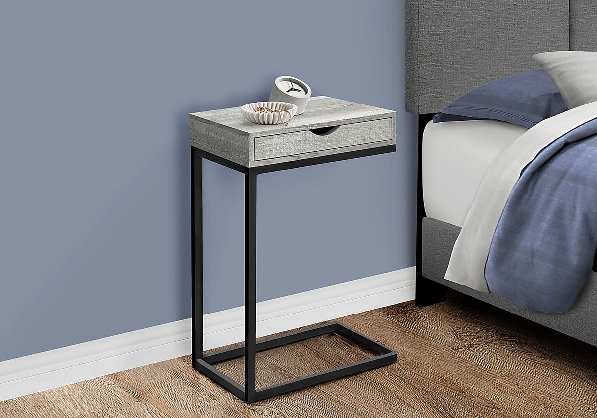 Adlai Gray Accent Table | Rooms to Go