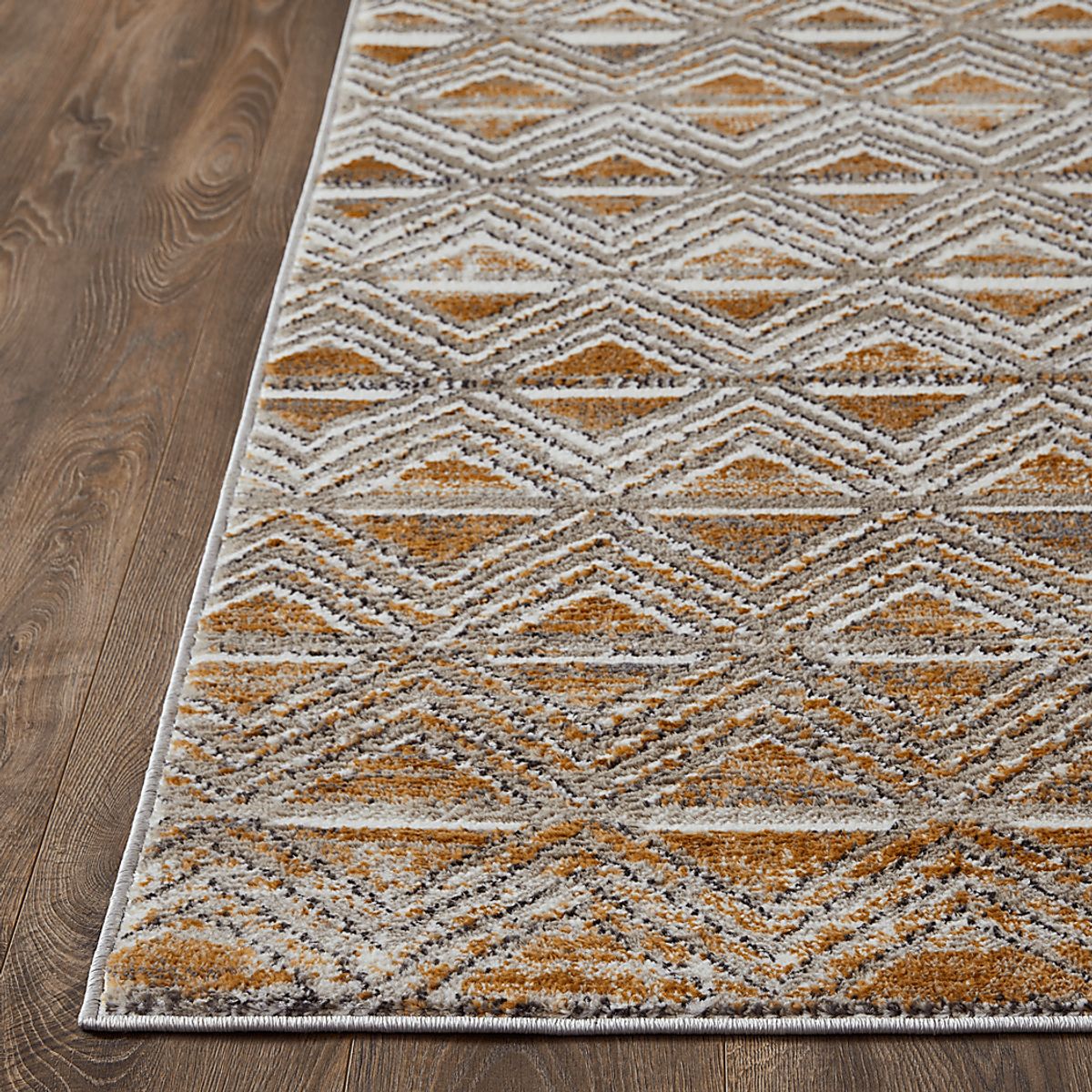 Alemza Beige,Cream Beige Rugs | Rooms to Go