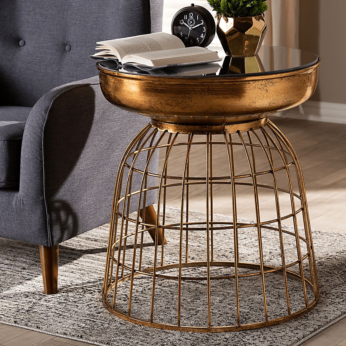 Alsen Gold Colors,Metal Accent Table | Rooms to Go