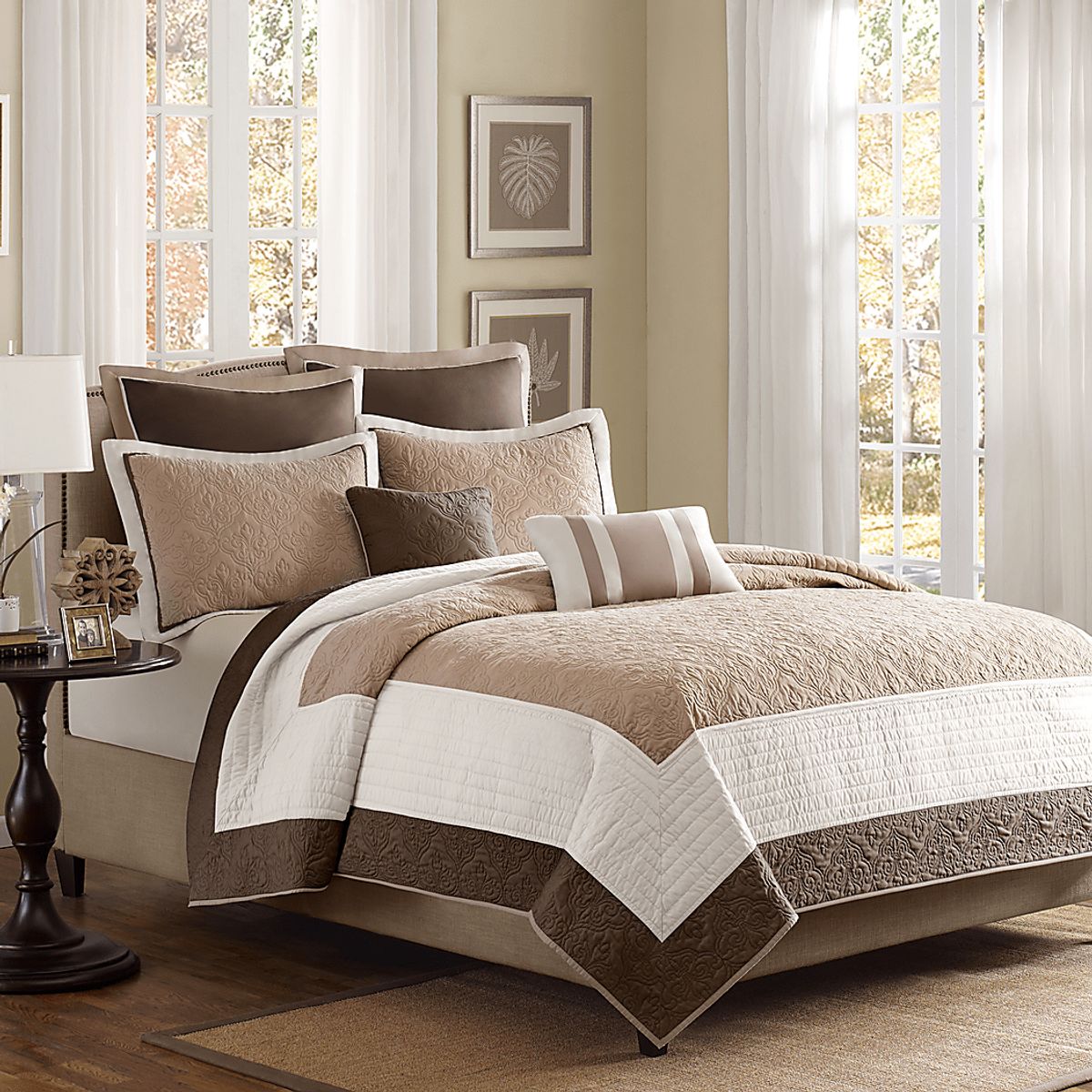 Aracely Beige 7 Pc Queen Coverlet Set | Rooms to Go