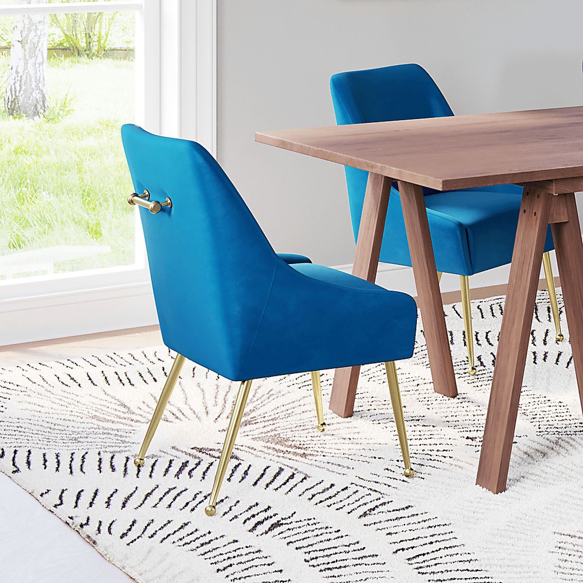 Arroya Blue Velvet Plush Dining Chair | Rooms to Go