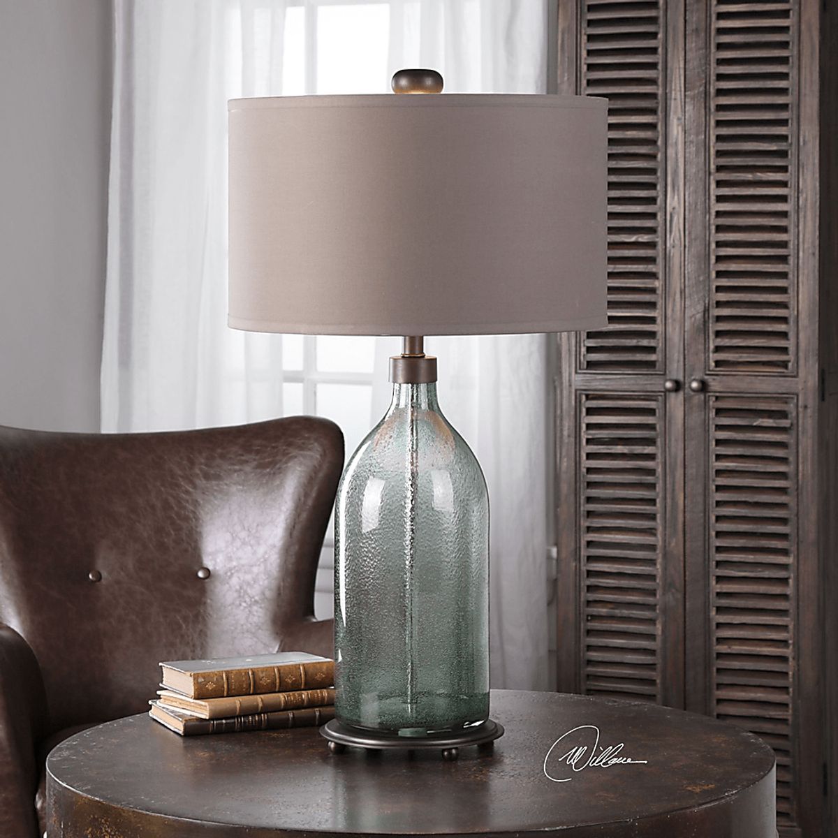 Ashurst Gray Table Lamp | Rooms to Go