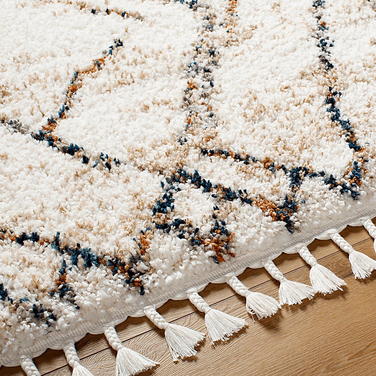Asval Beige,White Rugs | Rooms to Go