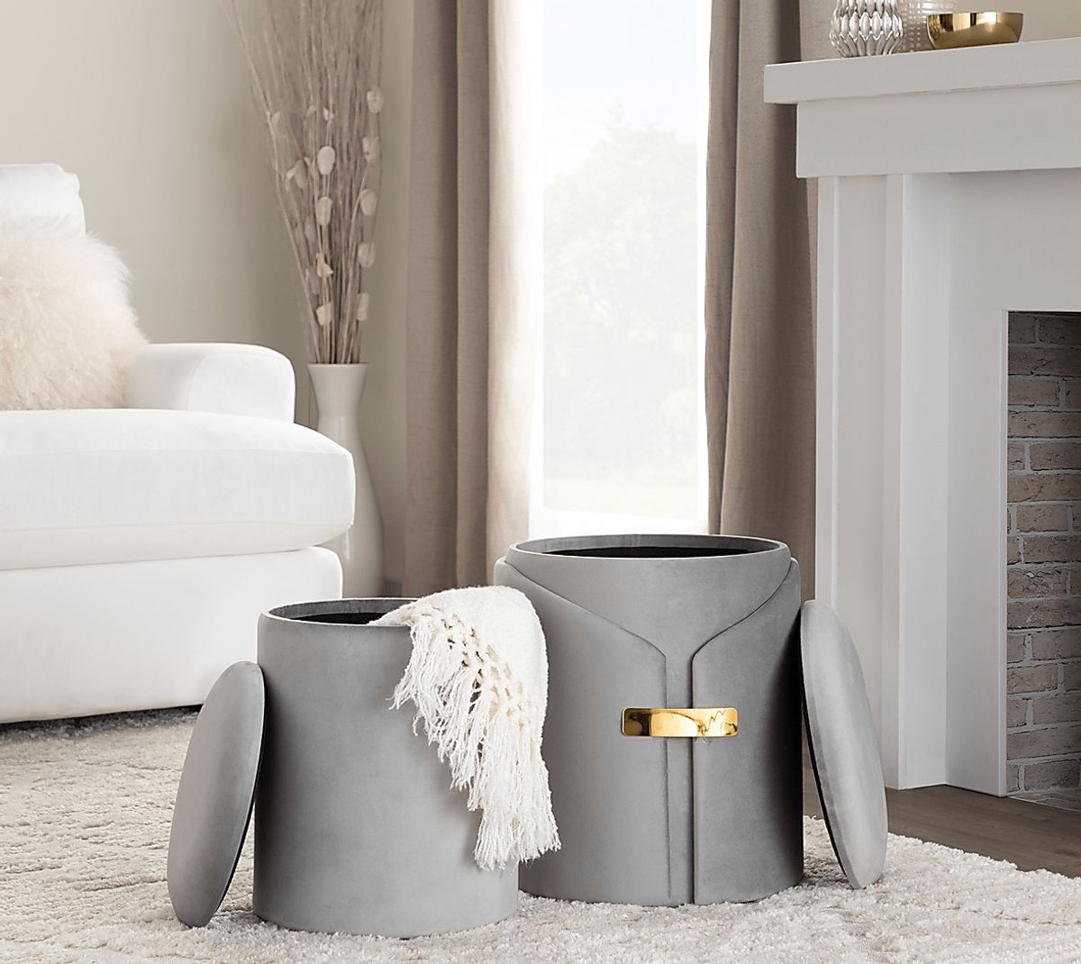 Atholgate Silver Gray Velvet Plush Ottoman, Set Of 2 | Rooms to Go