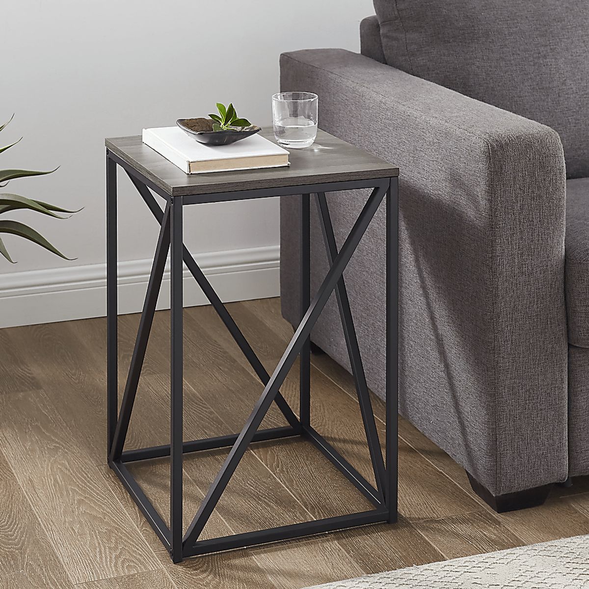 Avondale Circle Gray Accent Table | Rooms to Go