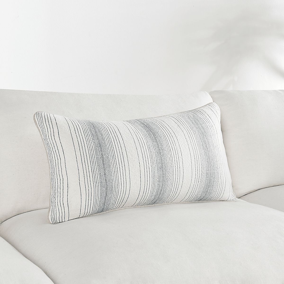 Ayuca Cream Beige Accent Pillow | Rooms to Go