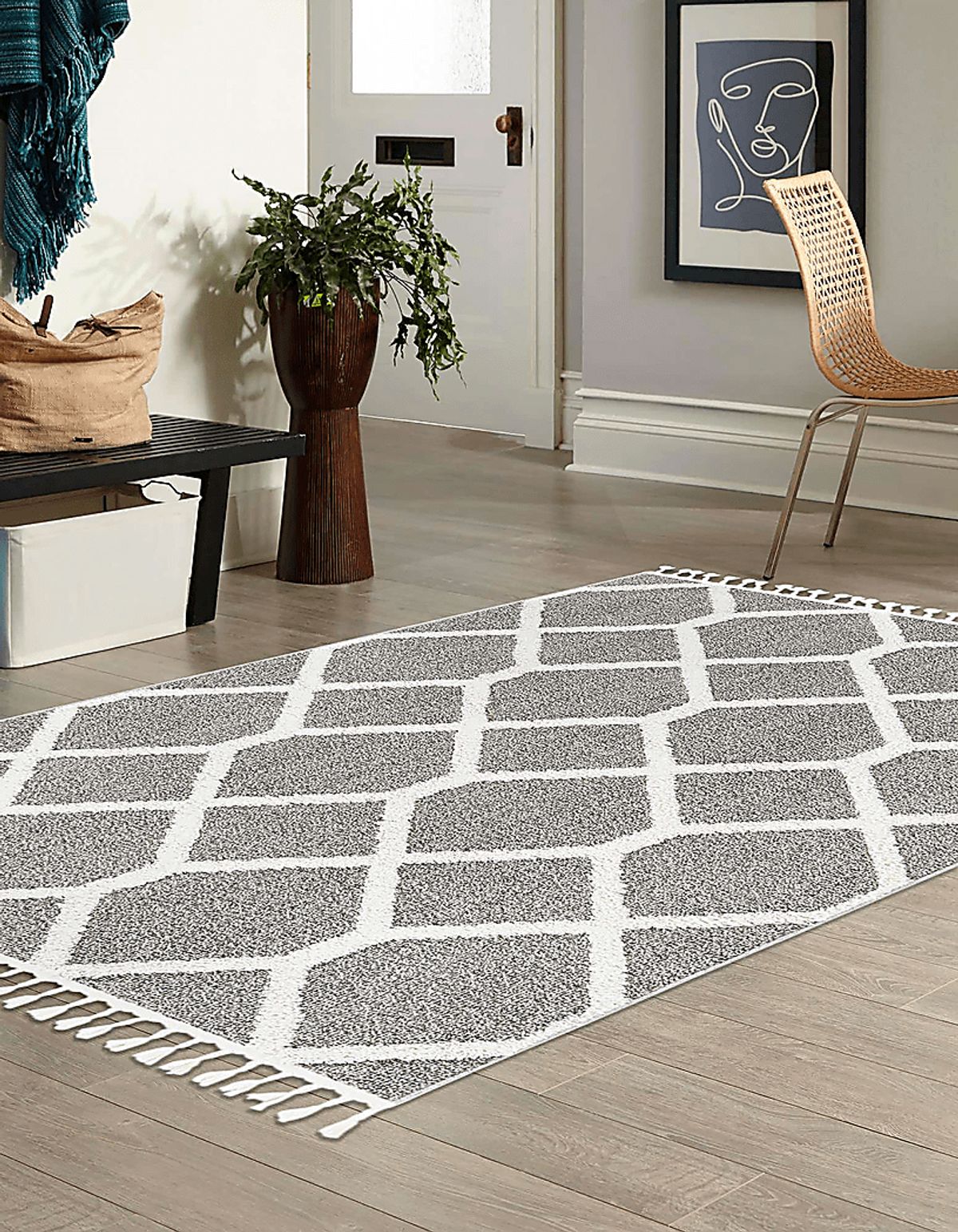 Bahari Gray,White Rugs | Rooms to Go