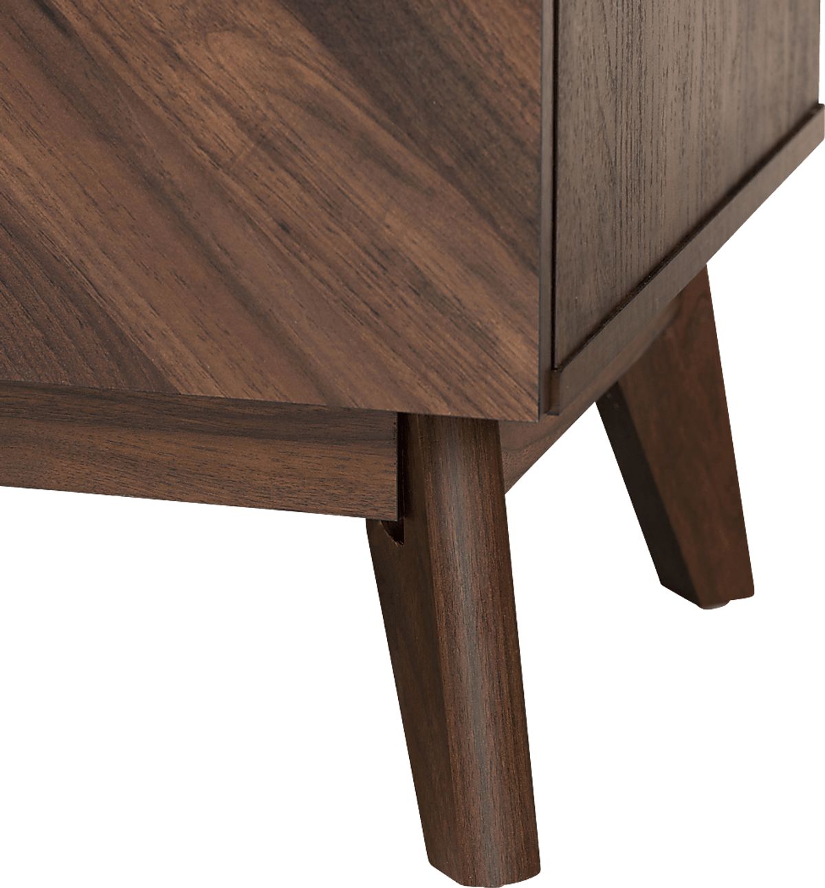 Baldcypress Dark Wood Sangria Brown Chest | Rooms to Go