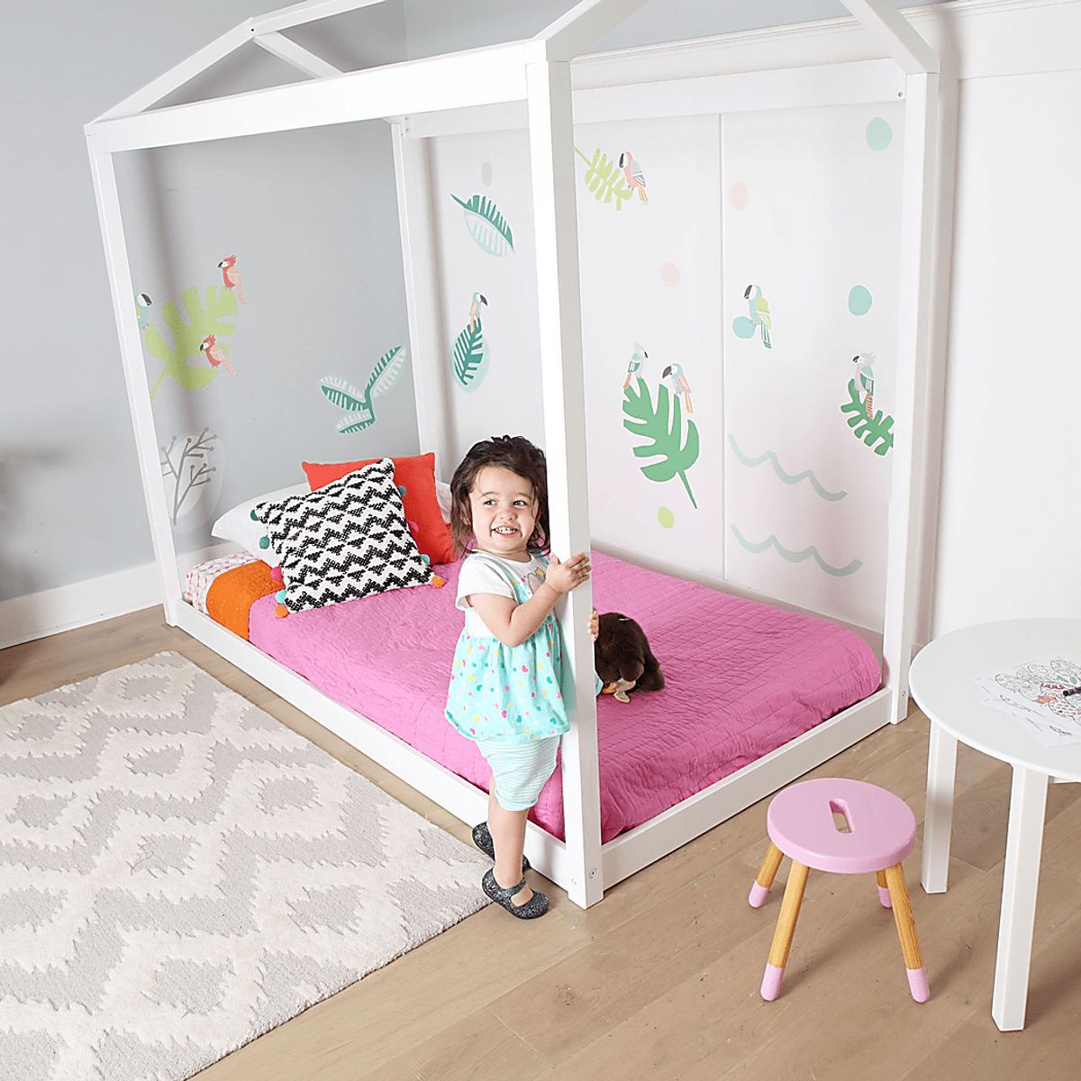 Banting White Colors,White Twin Canopy Bed | Rooms to Go