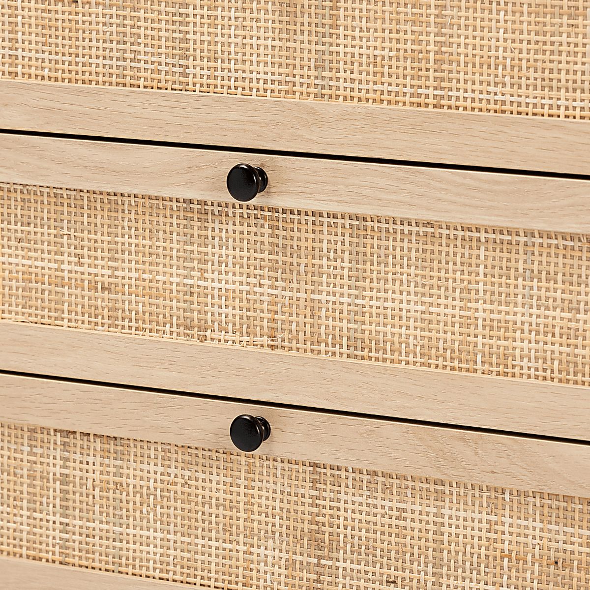 Baylite Brown Chest | Rooms to Go