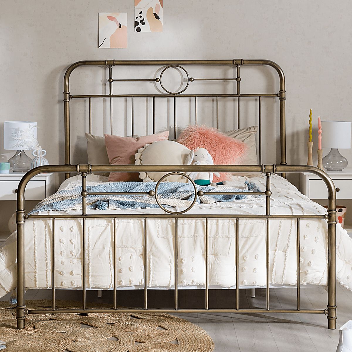 Bernius Bronze Metal Brown,Yellow Queen Bed | Rooms to Go