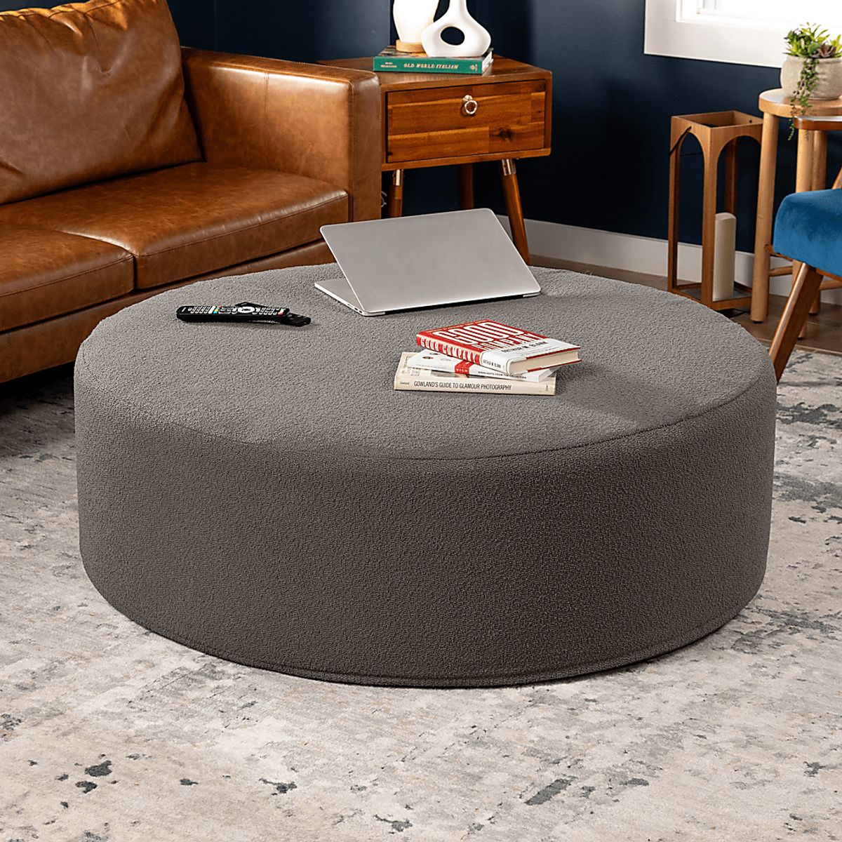 Bevina II Gray Polyester Fabric Large Ottoman | Rooms to Go