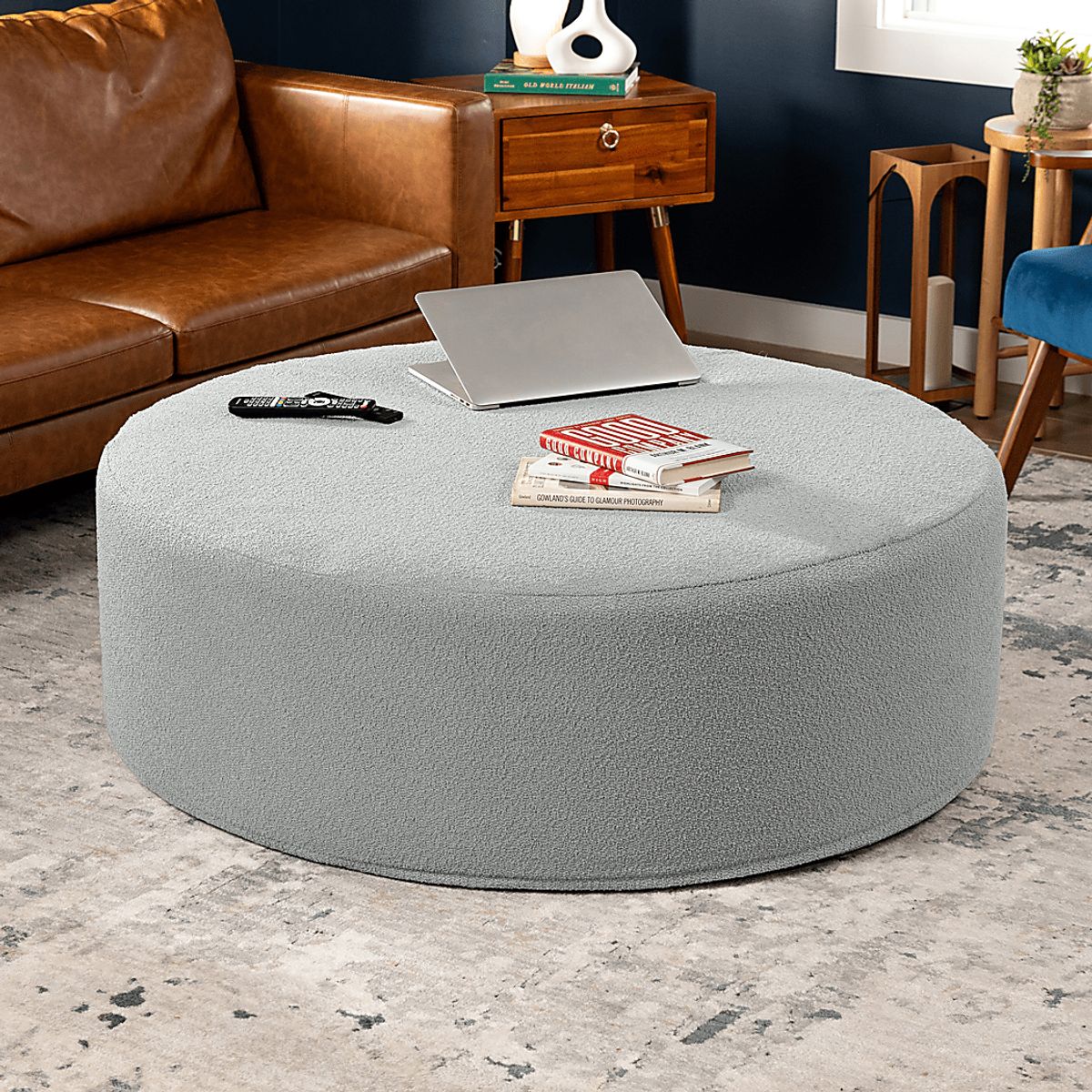 Bevina II Silver Gray Polyester Fabric Large Ottoman | Rooms to Go