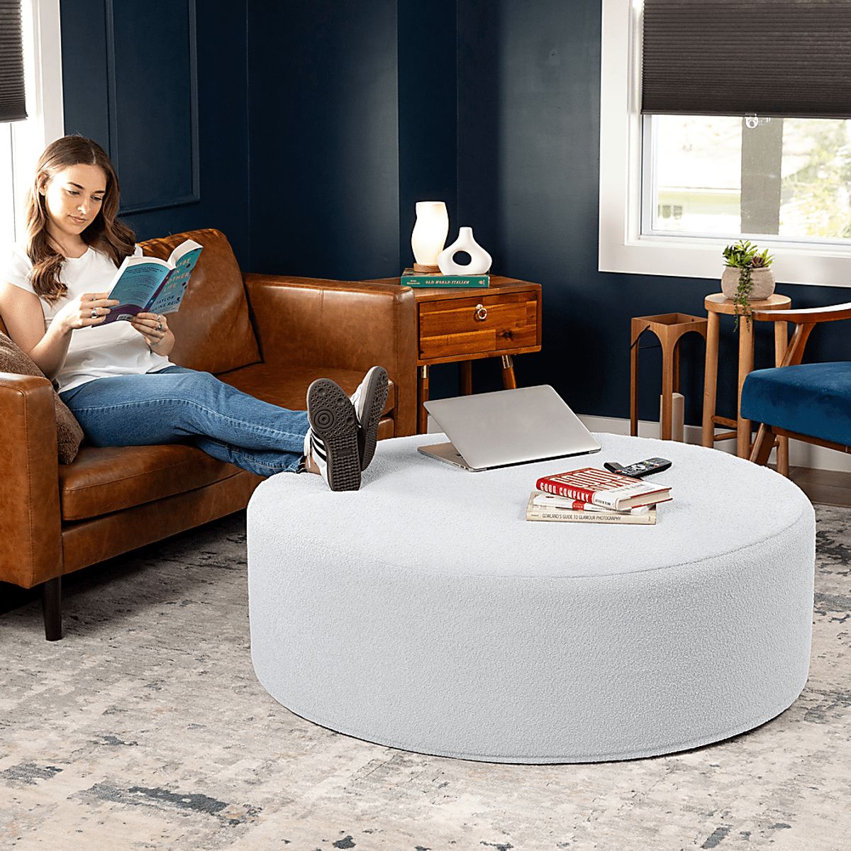 Bevina II White Polyester Fabric Large Ottoman | Rooms to Go