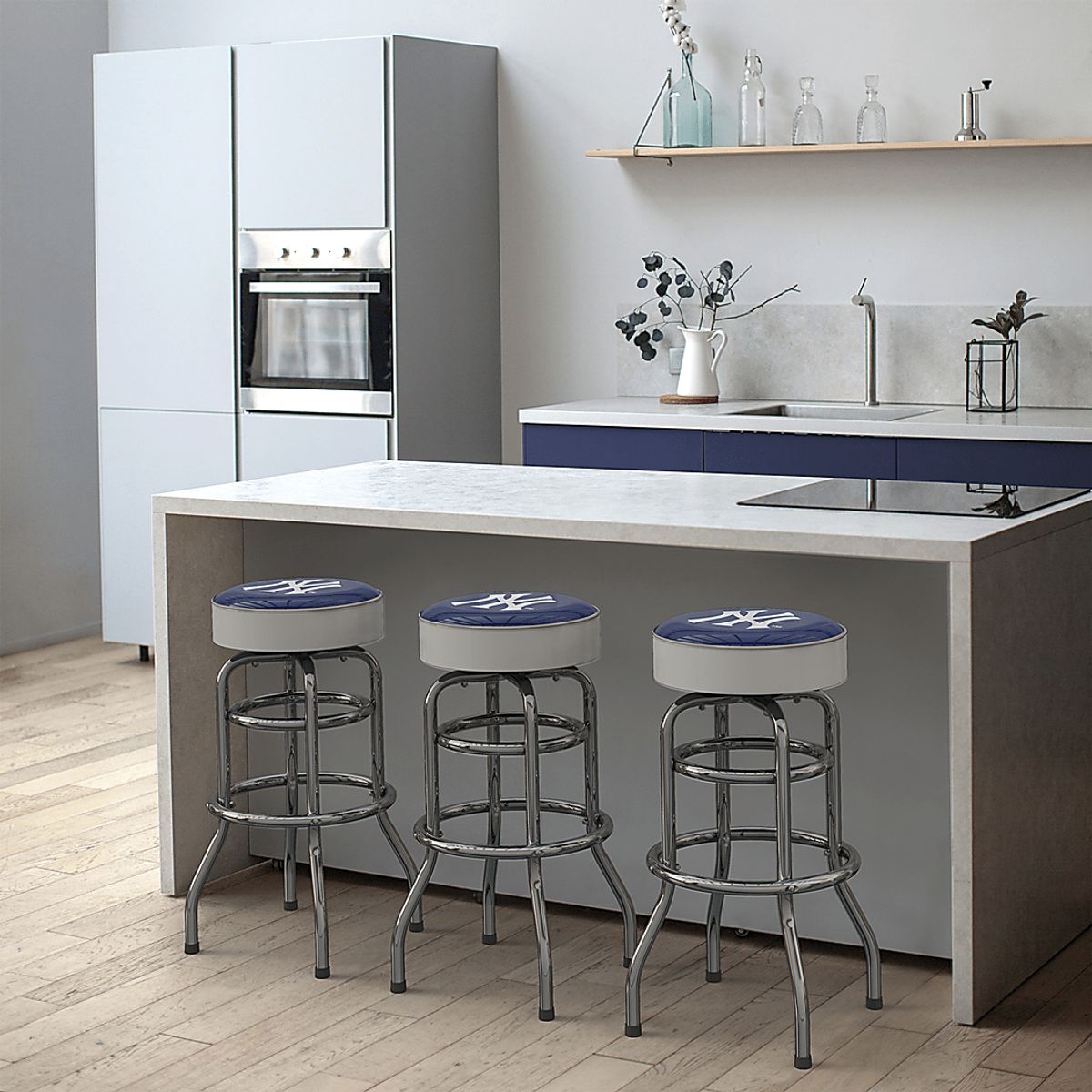 Big Team Mlb Chrome Metal Swivel Bar Height | Rooms to Go