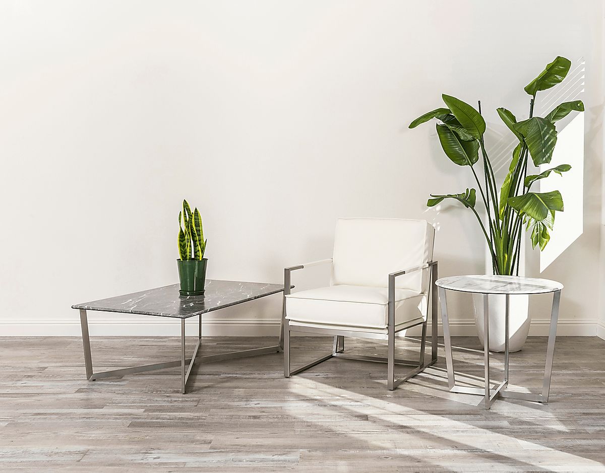 Bilbro II Black Black,Colors Cocktail Table | Rooms to Go