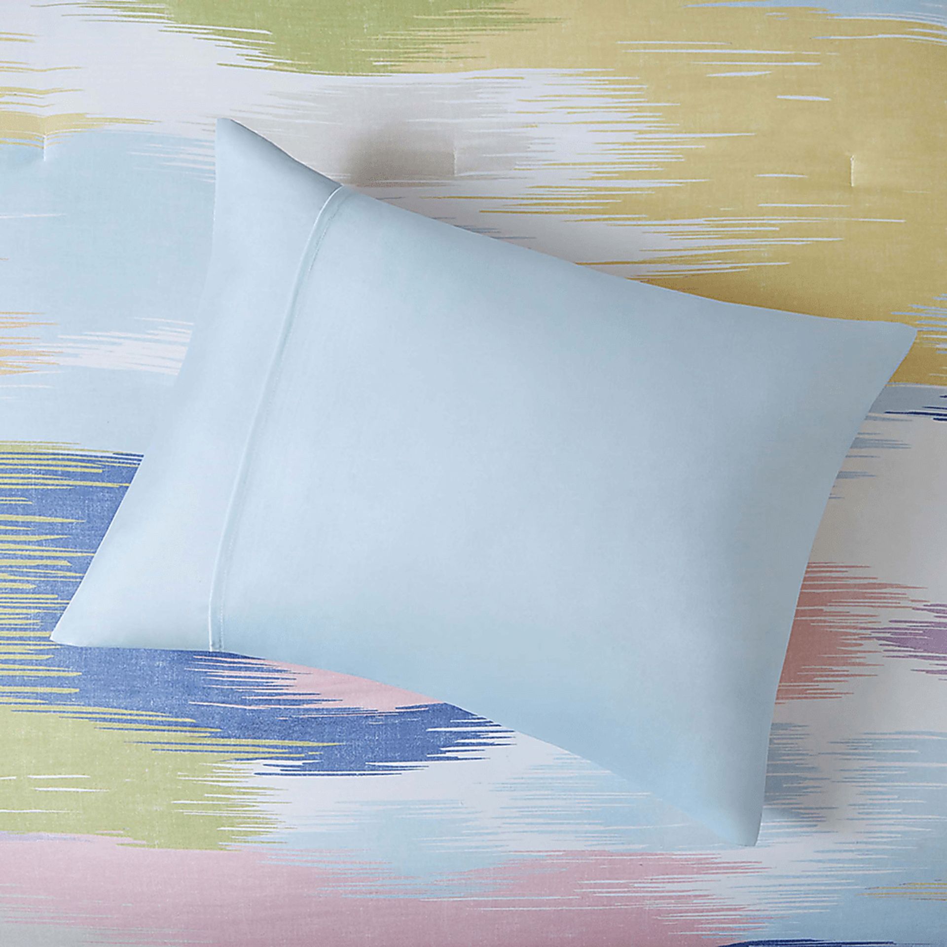 Binka Multi Twin Comforter Set | Rooms to Go
