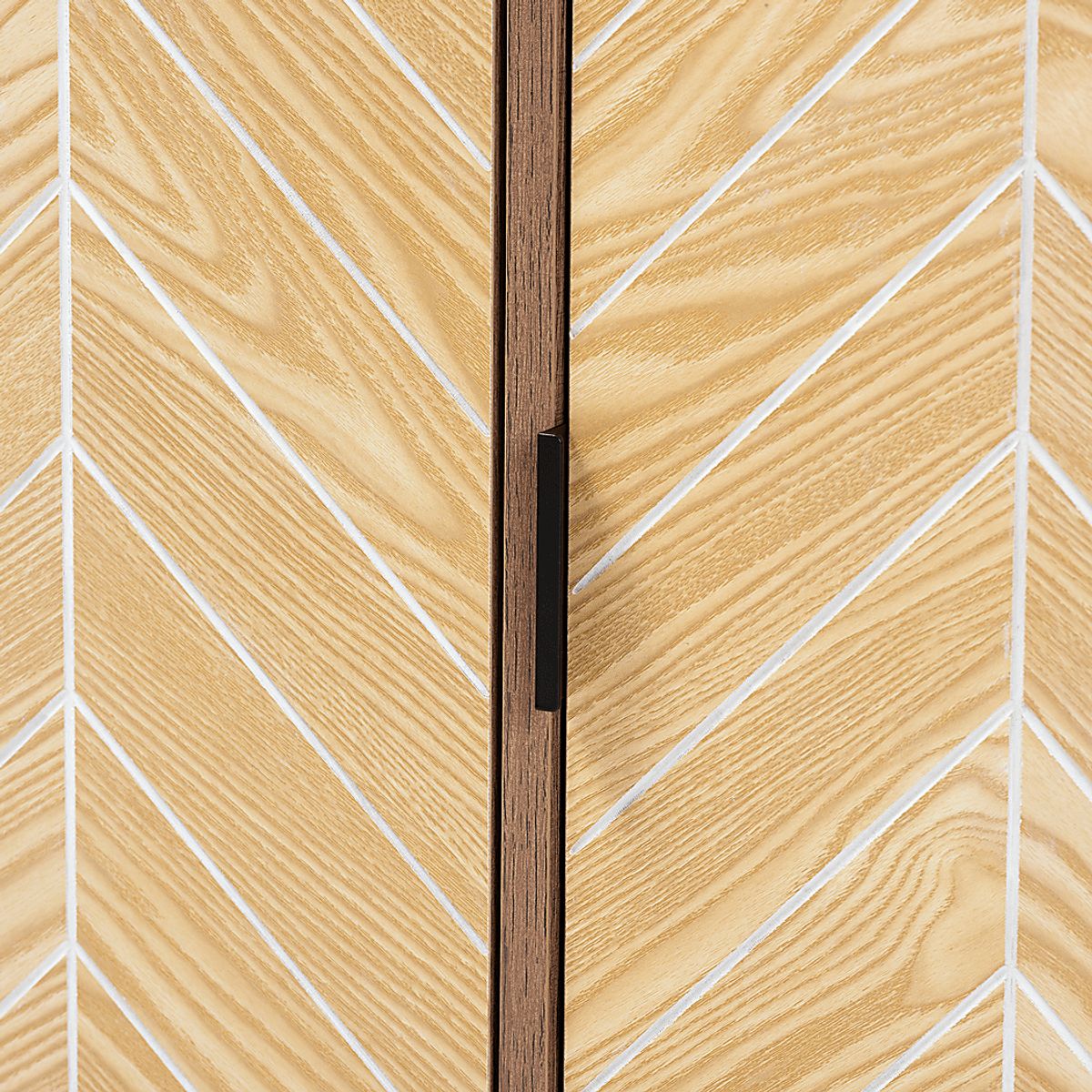 Bomarc Brown Dark Wood Sideboard | Rooms to Go