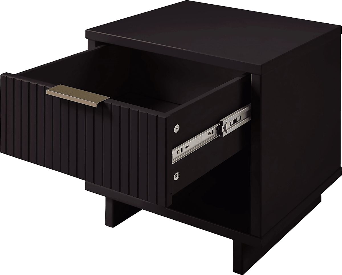 Bremmer V Black Nightstand | Rooms to Go