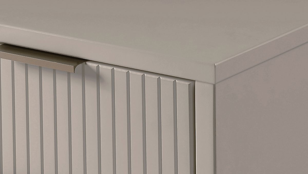 Bremmer V Light Gray Nightstand | Rooms to Go