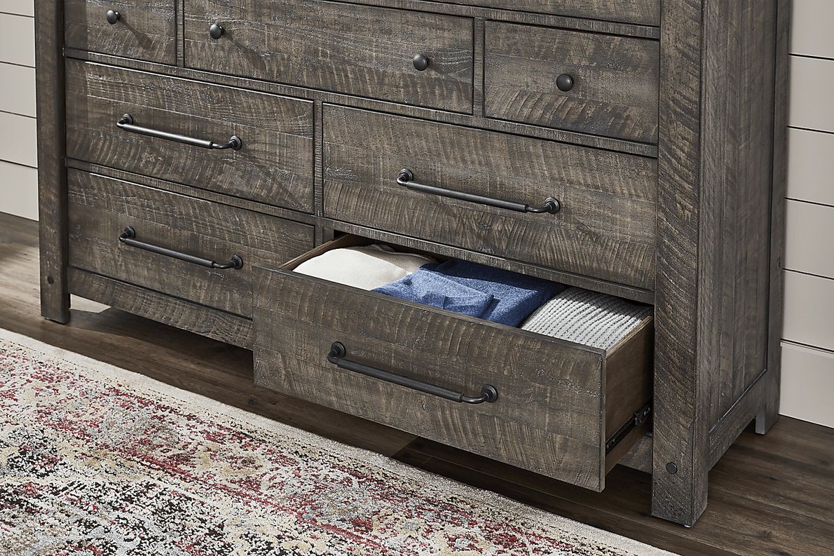 Bretten Crossing Gray 8 Pc King Bedroom - Rooms To Go