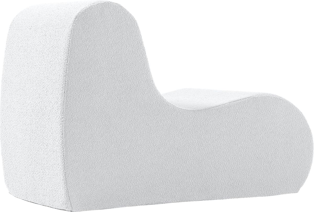 Brumley White Boucle Accent Chair | Rooms to Go