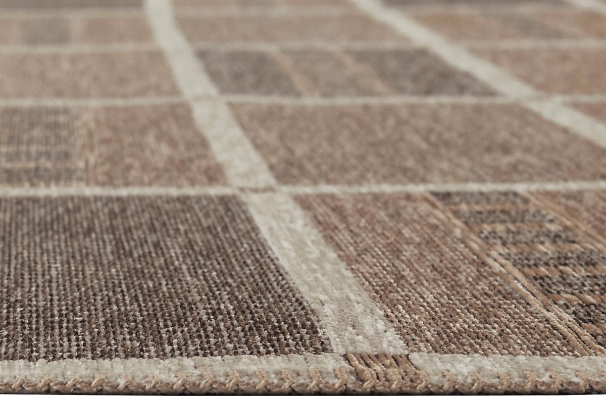 Bryldr Copper Brown,Orange,Yellow Rugs | Rooms to Go
