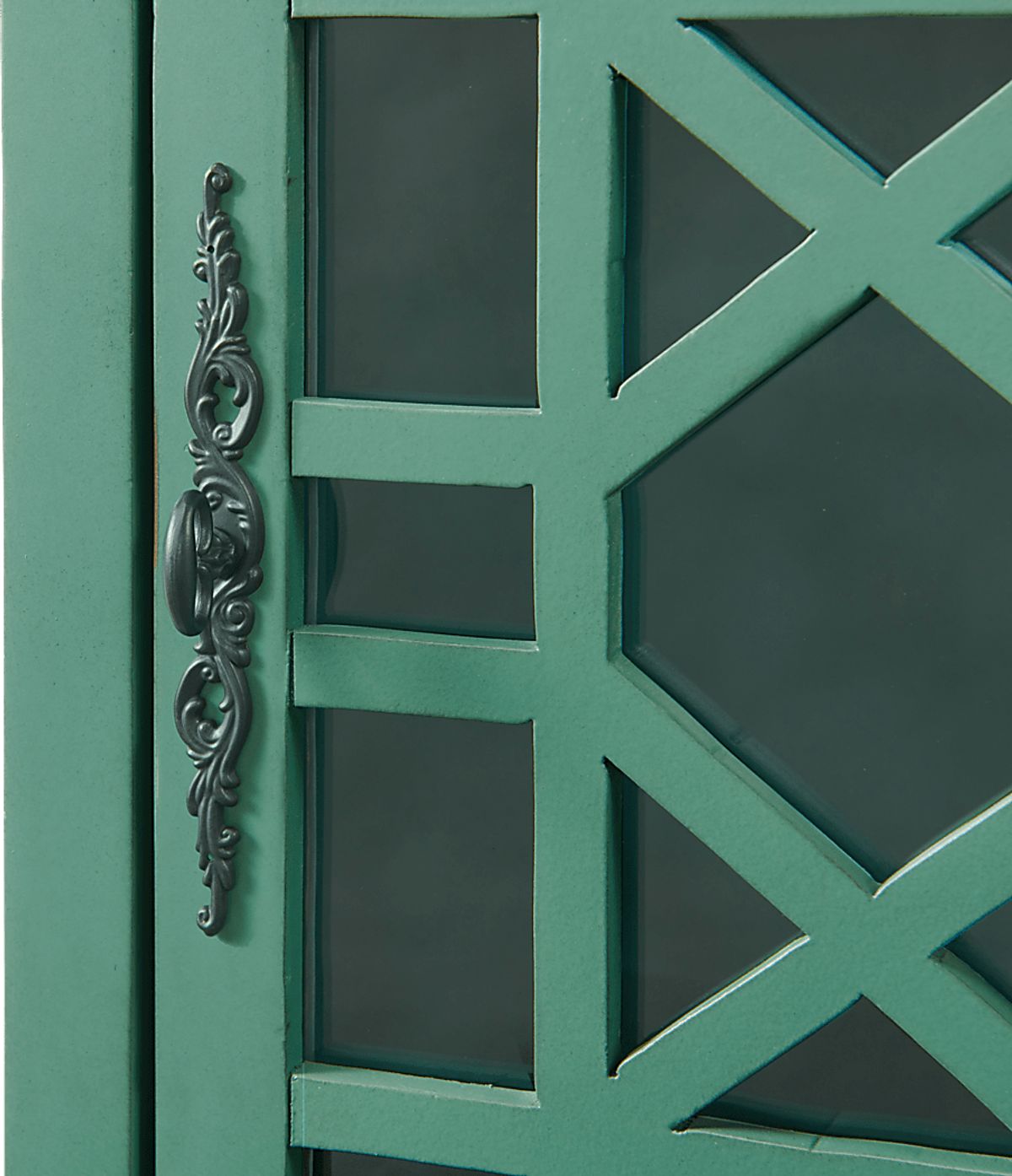 Bunyard Blue Colors Chairside Table | Rooms to Go