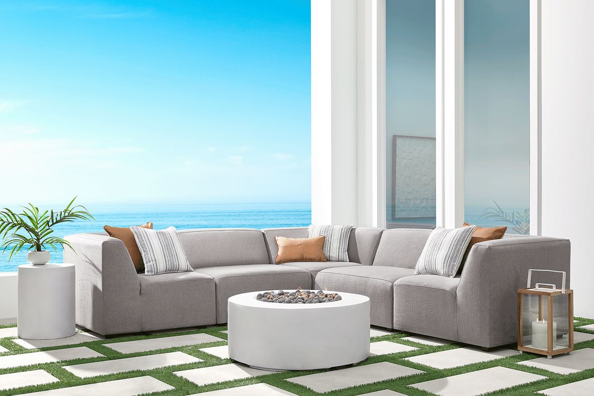 Cindy Crawford Calay Ash Beige,Gray 5 Pc Outdoor Sectional | Rooms to Go