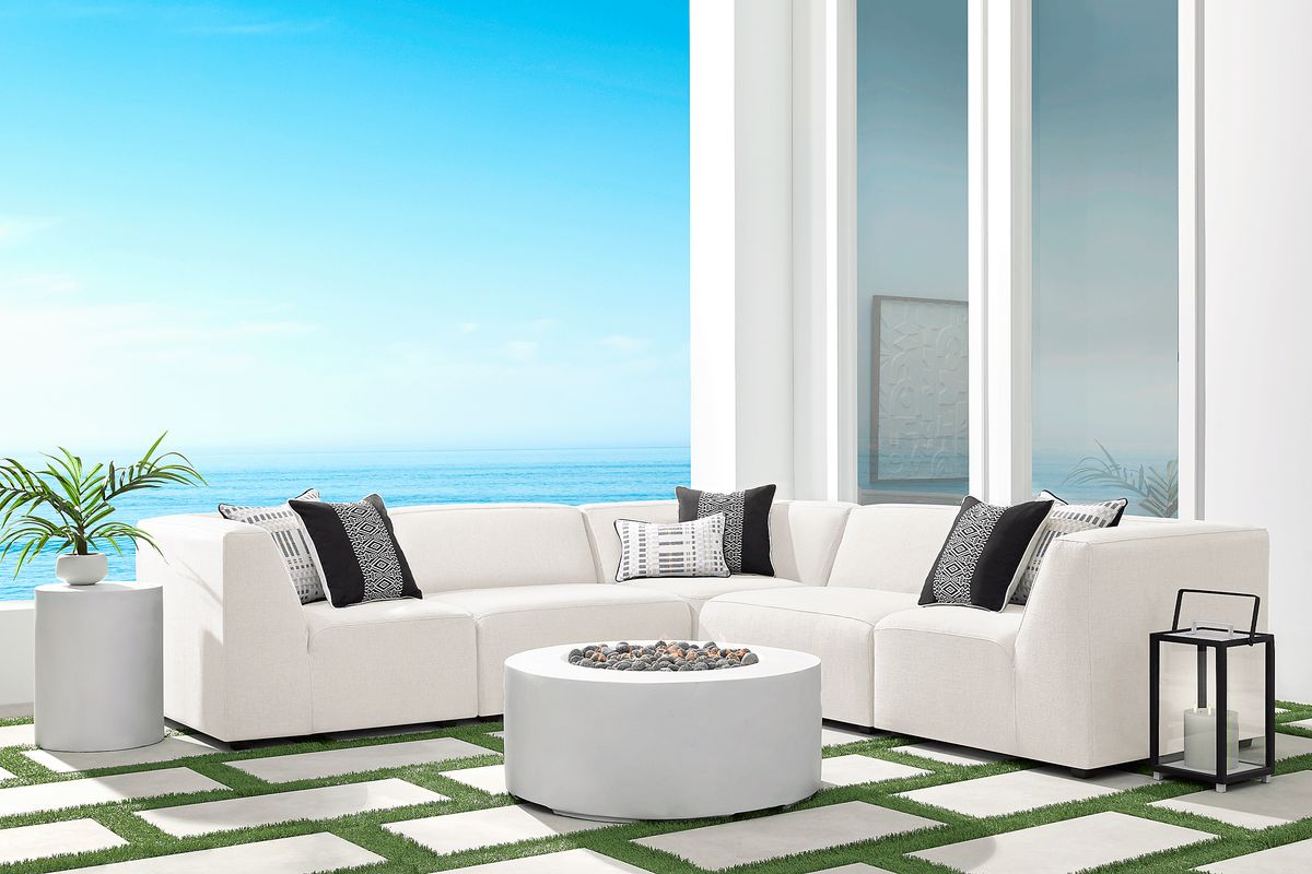 Cindy Crawford Calay Vapor Gray 5 Pc Outdoor Sectional | Rooms to Go