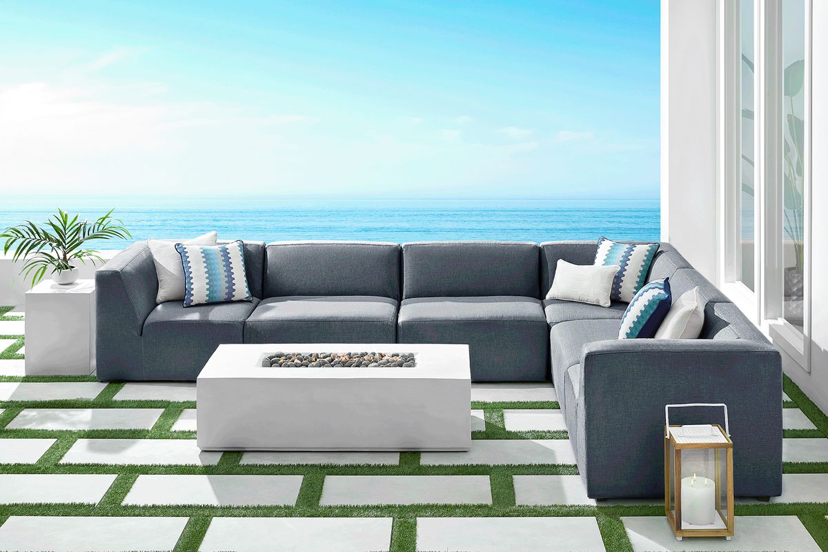 Cindy Crawford Calay Denim Blue 6 Pc Outdoor Sectional | Rooms to Go