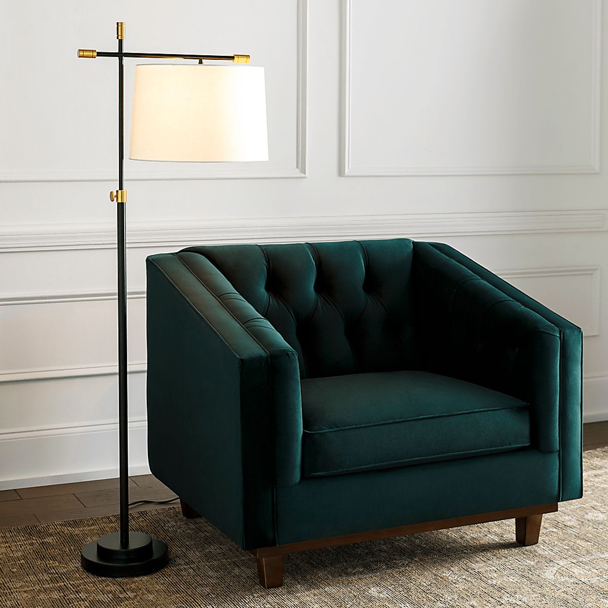 Calie Loop Black Floor Lamp | Rooms to Go