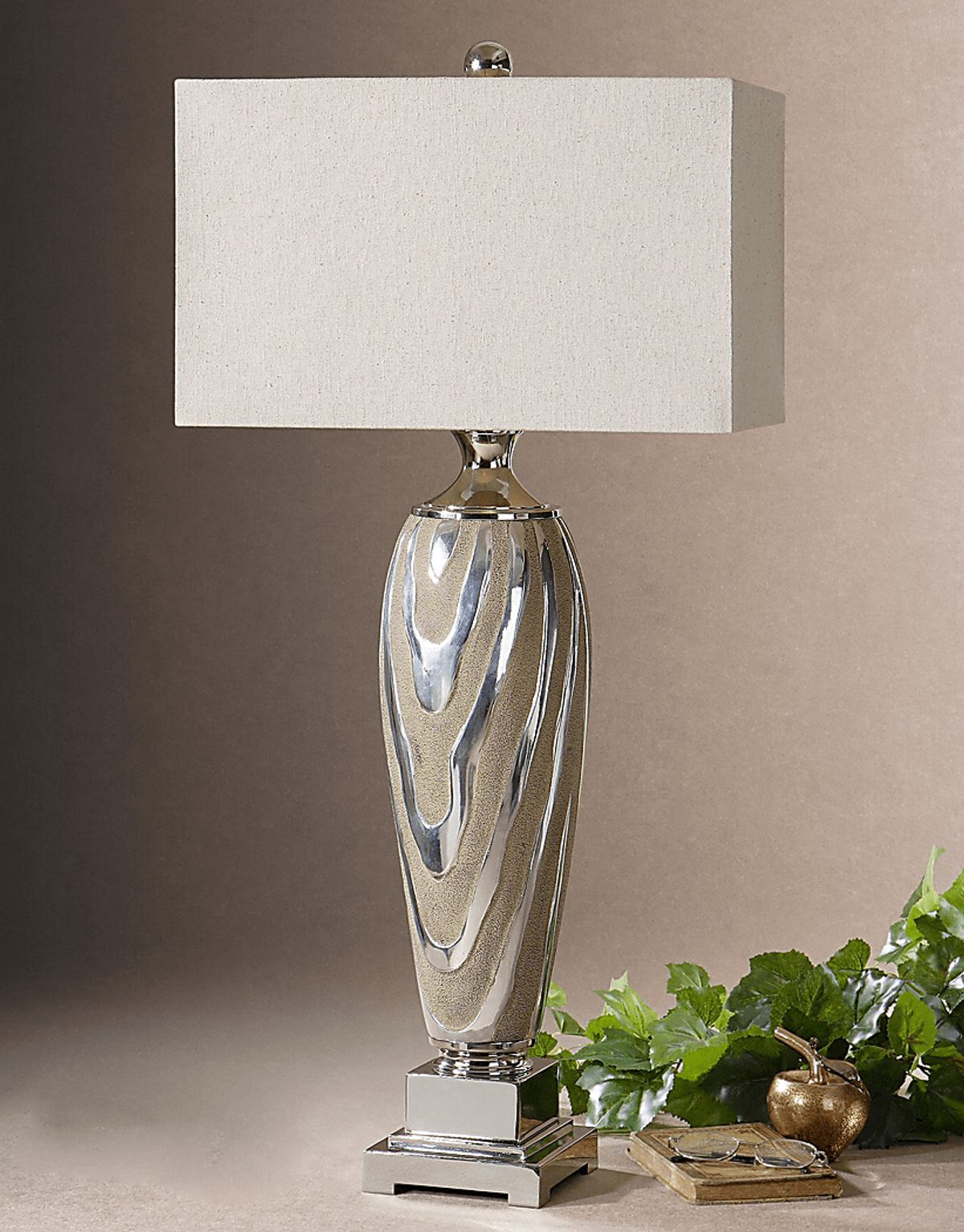 Calusa Point Beige Table Lamp | Rooms to Go