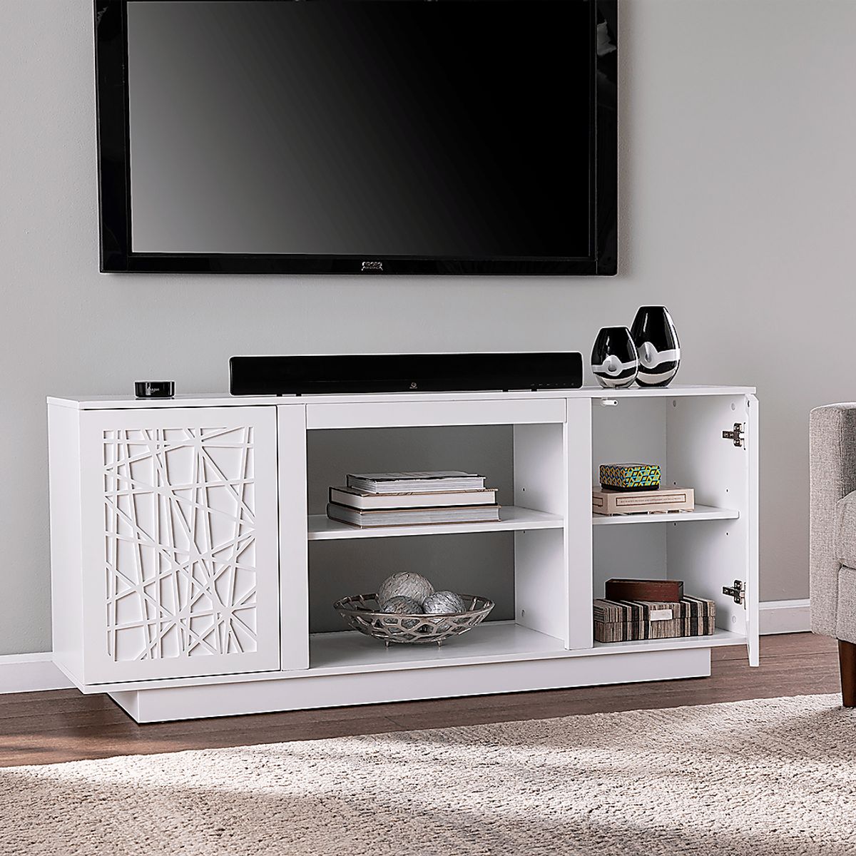 Cannonwolde White Console | Rooms to Go