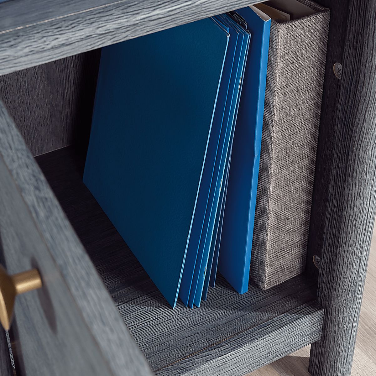 Carmell Blue Desk | Rooms to Go