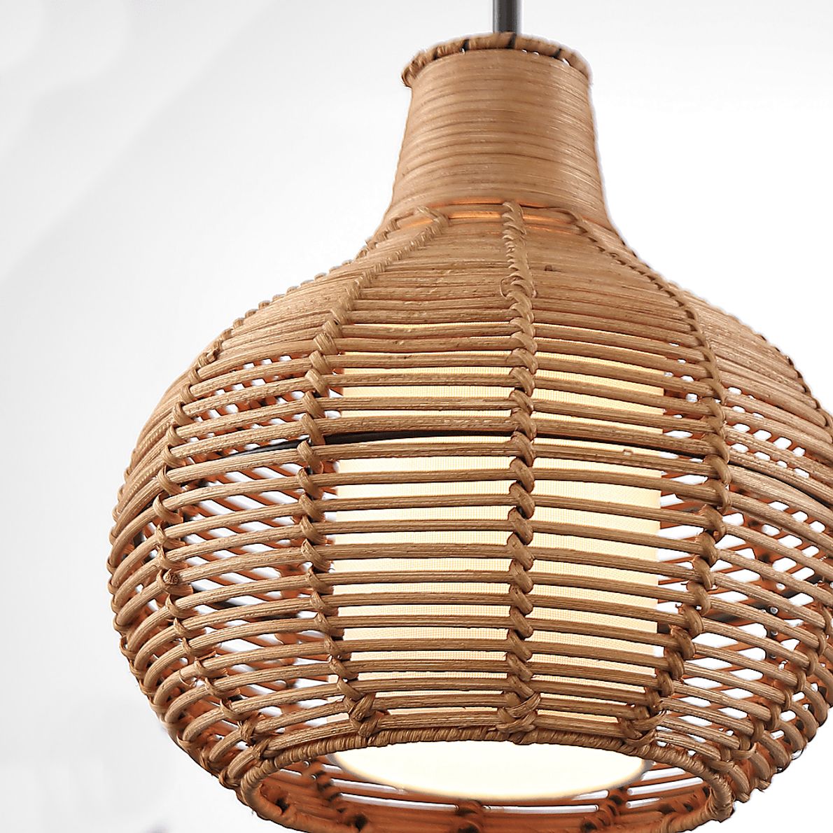 Chaboya Cove Natural Pendant - Rooms To Go