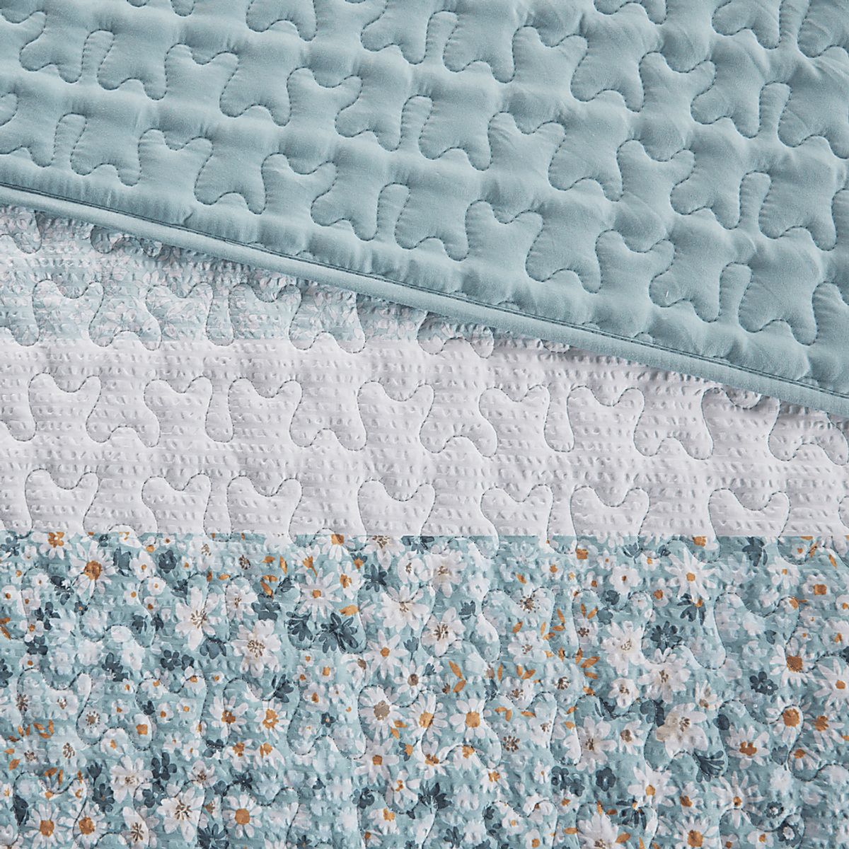 Chapote Blue Polyester Fabric 4 Pc King/California King Quilt Set ...