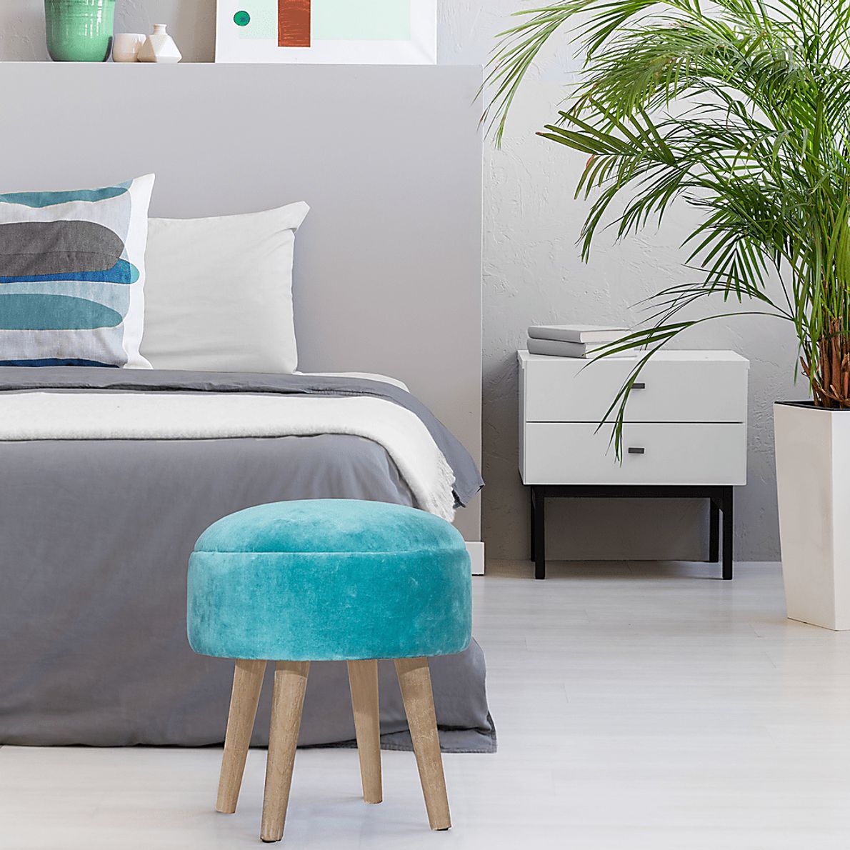 Coachlamp Blue Vanity Stool - Rooms To Go