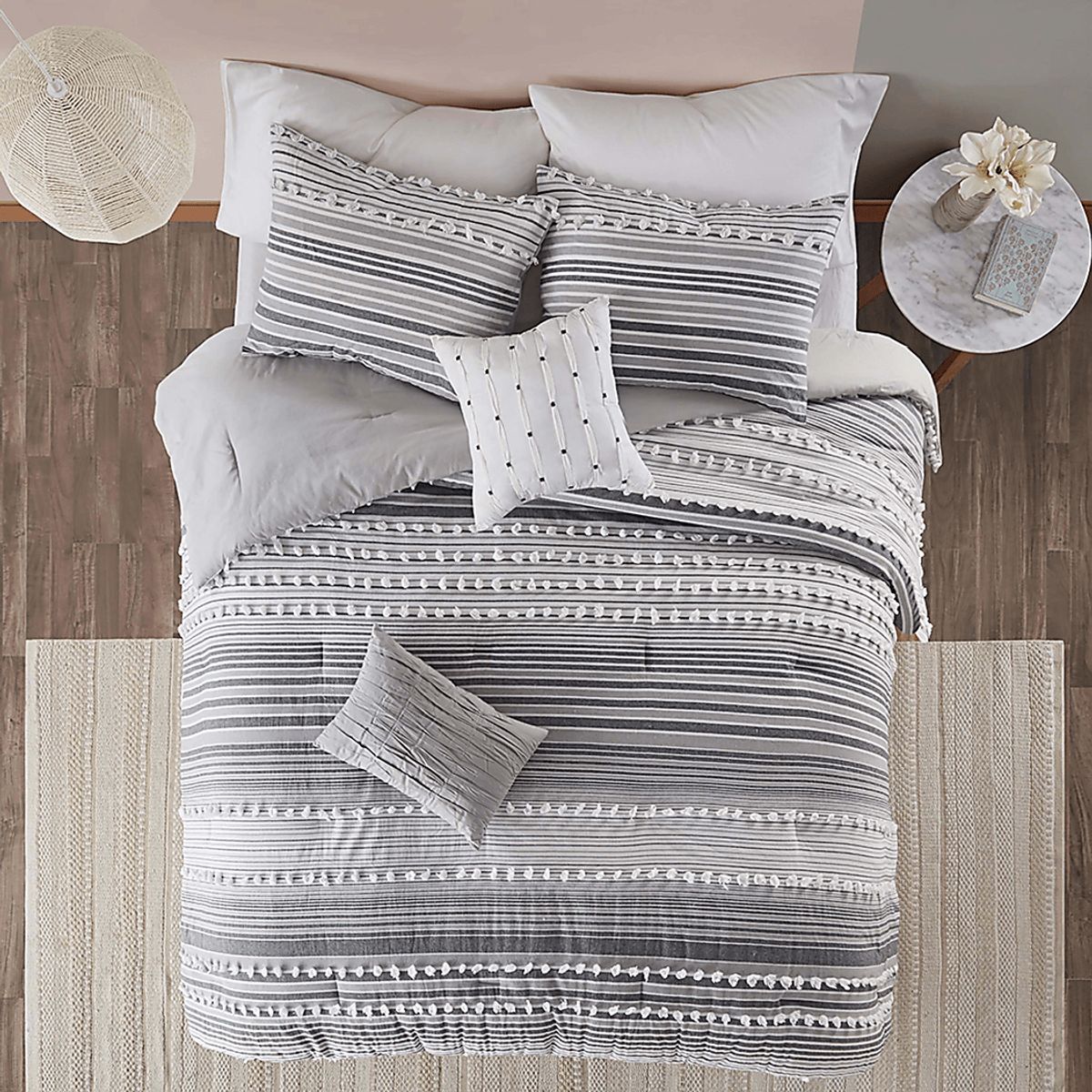 Collo Gray Twin Comforter Set | Rooms to Go