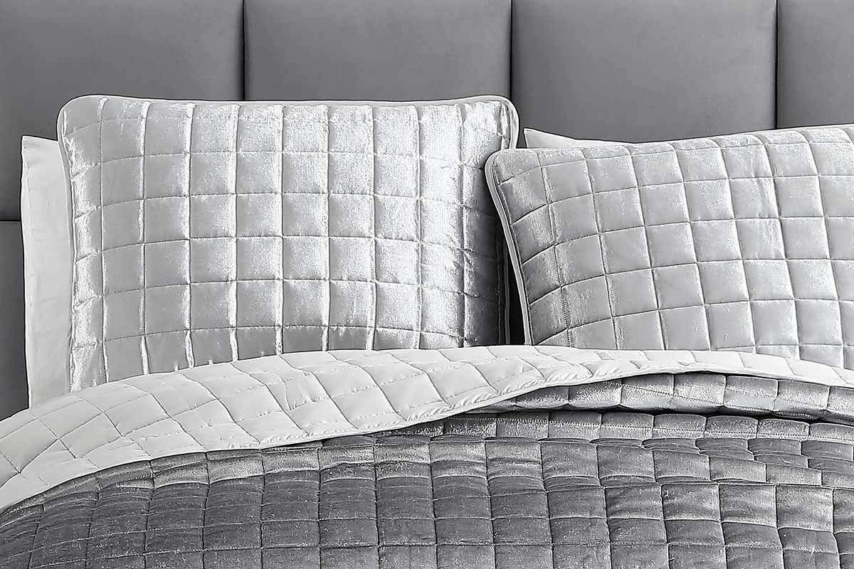 Constock Silver Gray Polyester Fabric 3 Pc King Coverlet Set | Rooms to Go