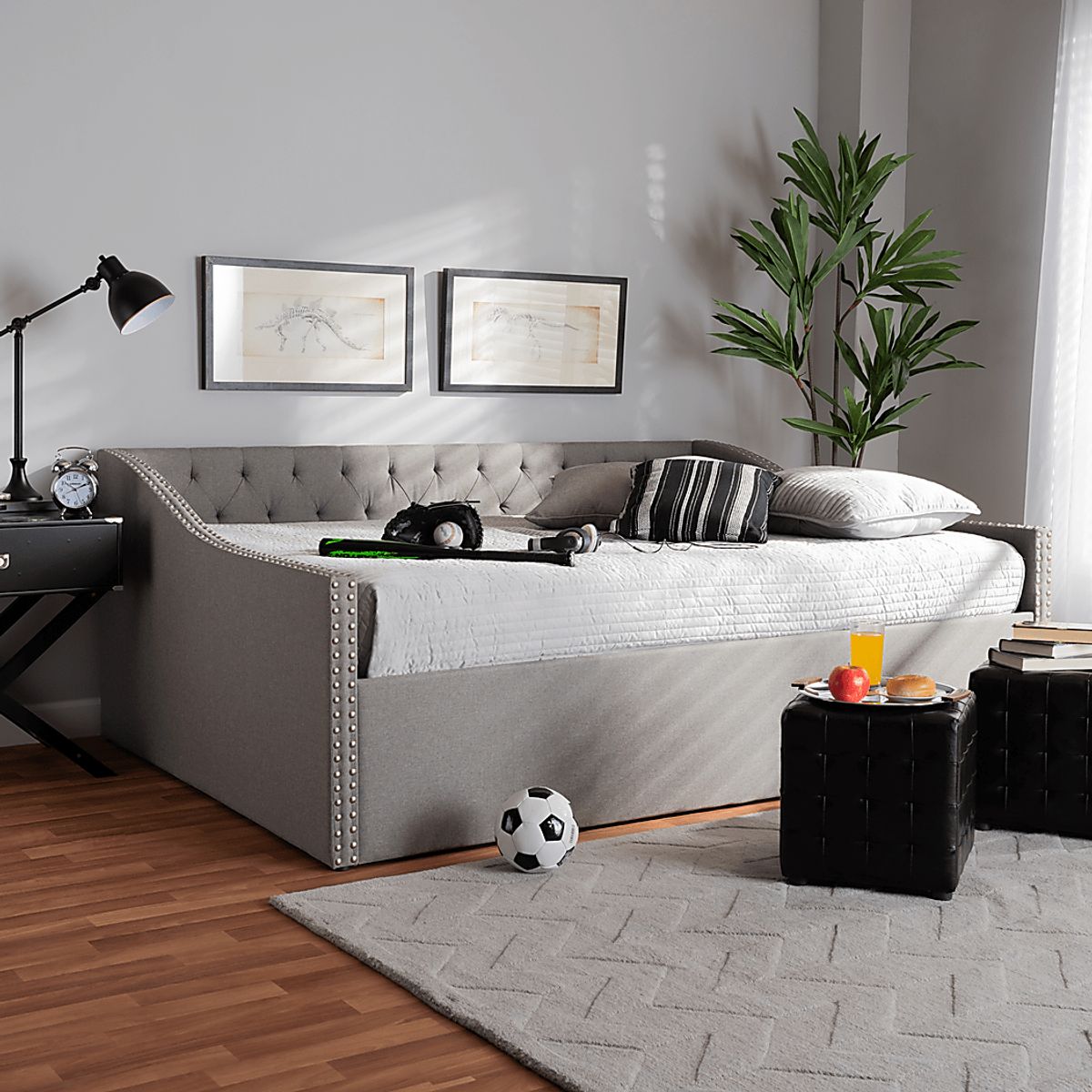 Copper Court Gray Daybed | Rooms to Go