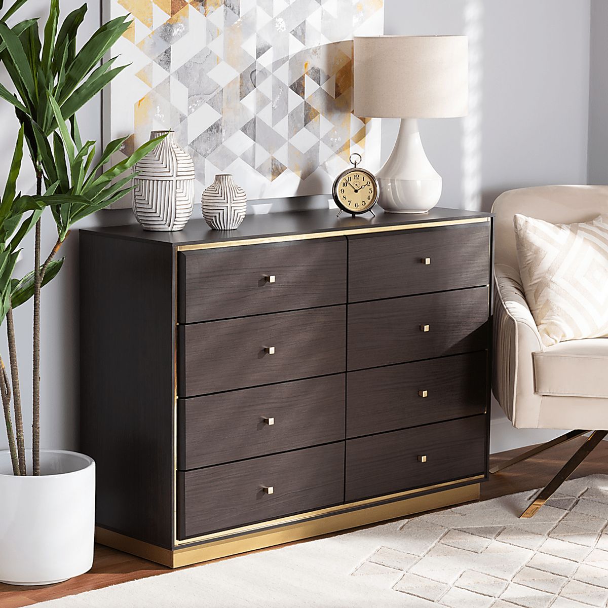 Corenna Dark Wood Sangria Espresso Brown Dresser | Rooms to Go