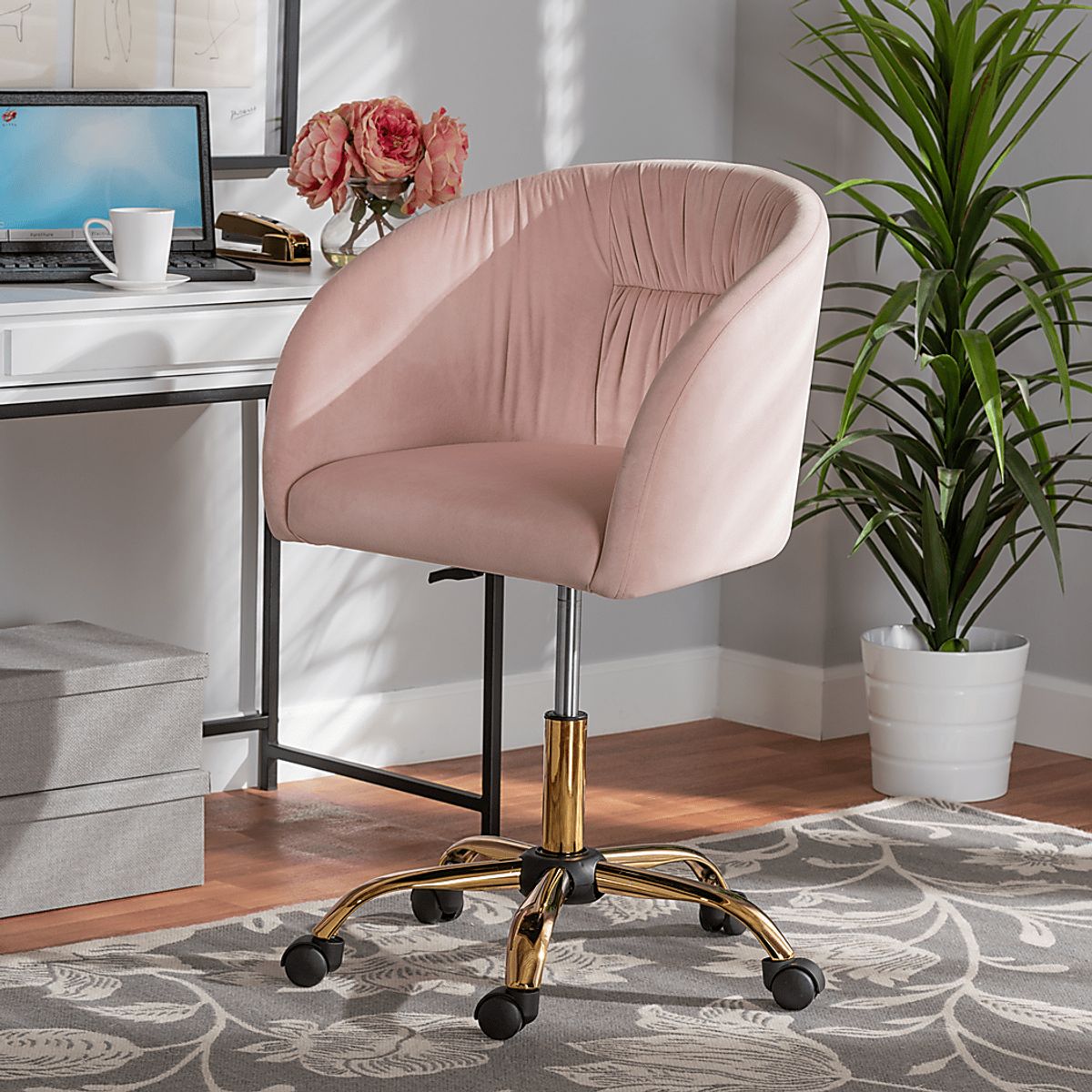 Cubbedge Pink Polyester Fabric Desk Chair | Rooms to Go