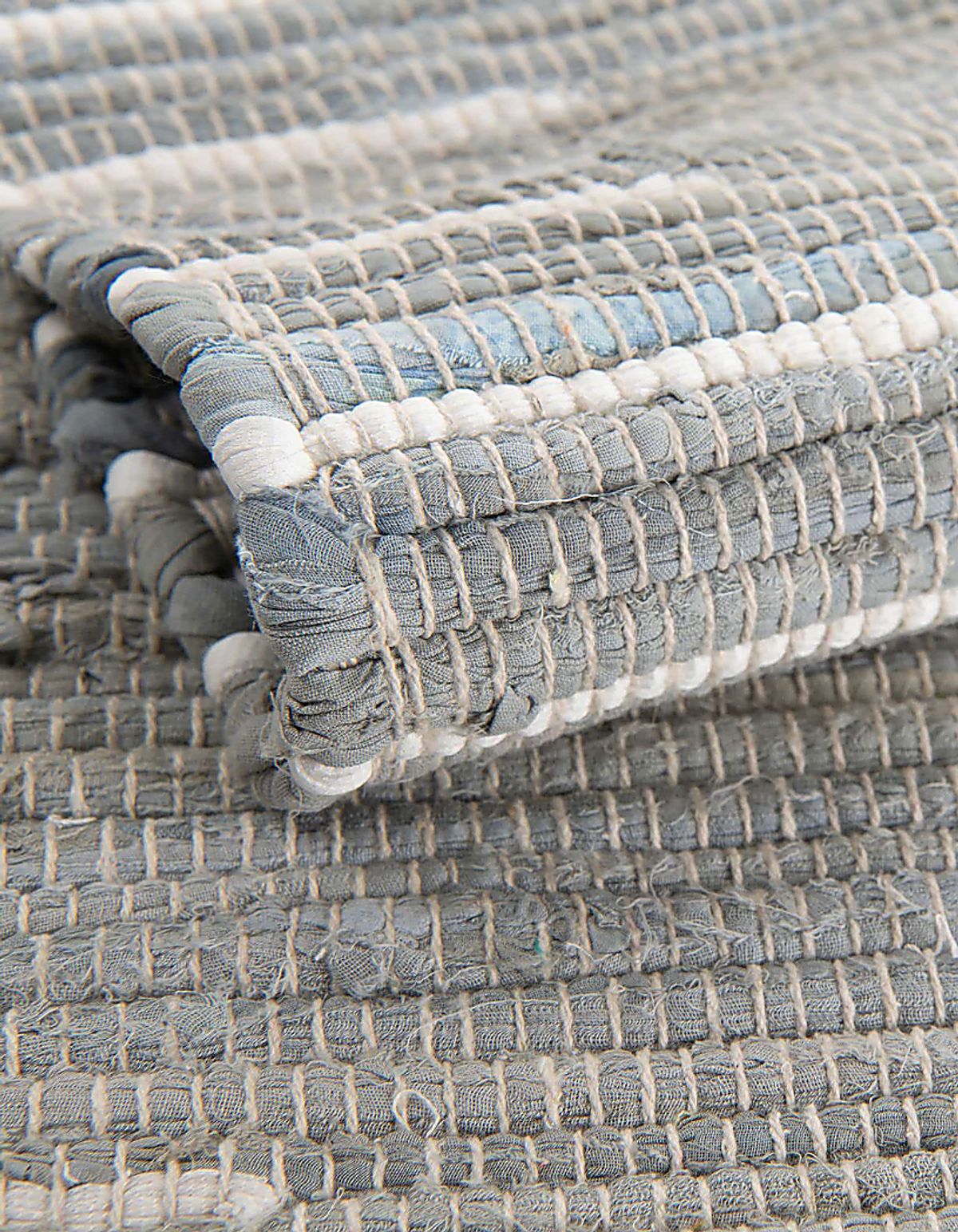 Damone Light Gray Rugs | Rooms to Go