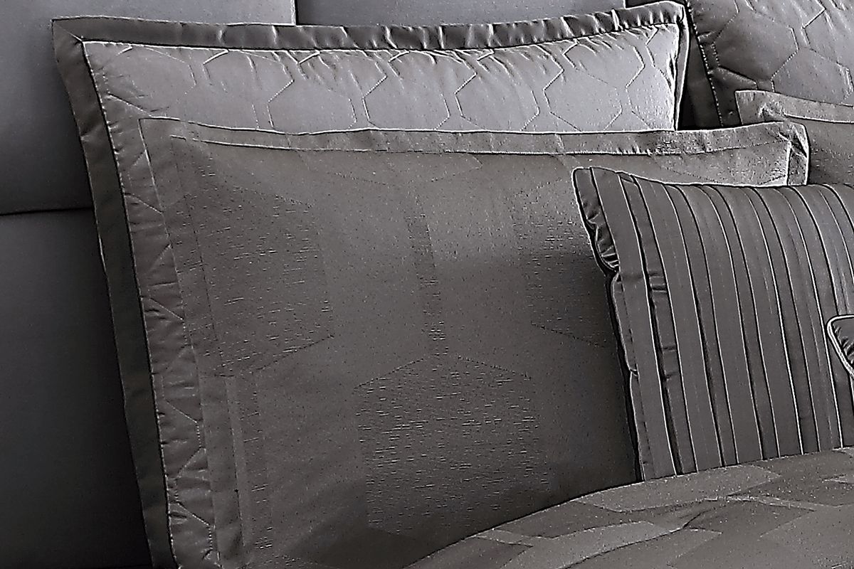 Damuth Gray Polyester Fabric 10 Pc King Comforter Set | Rooms to Go