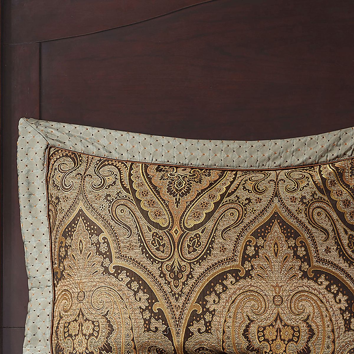 Danom Brown 10 Pc Queen Comforter Set | Rooms to Go