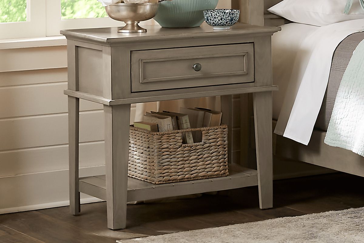 Darby Brook Light Gray Nightstand | Rooms to Go