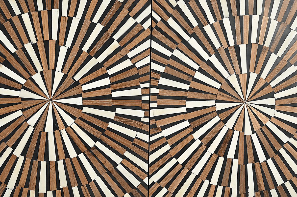 Darque Natural Light Wood Accent Cabinet | Rooms to Go