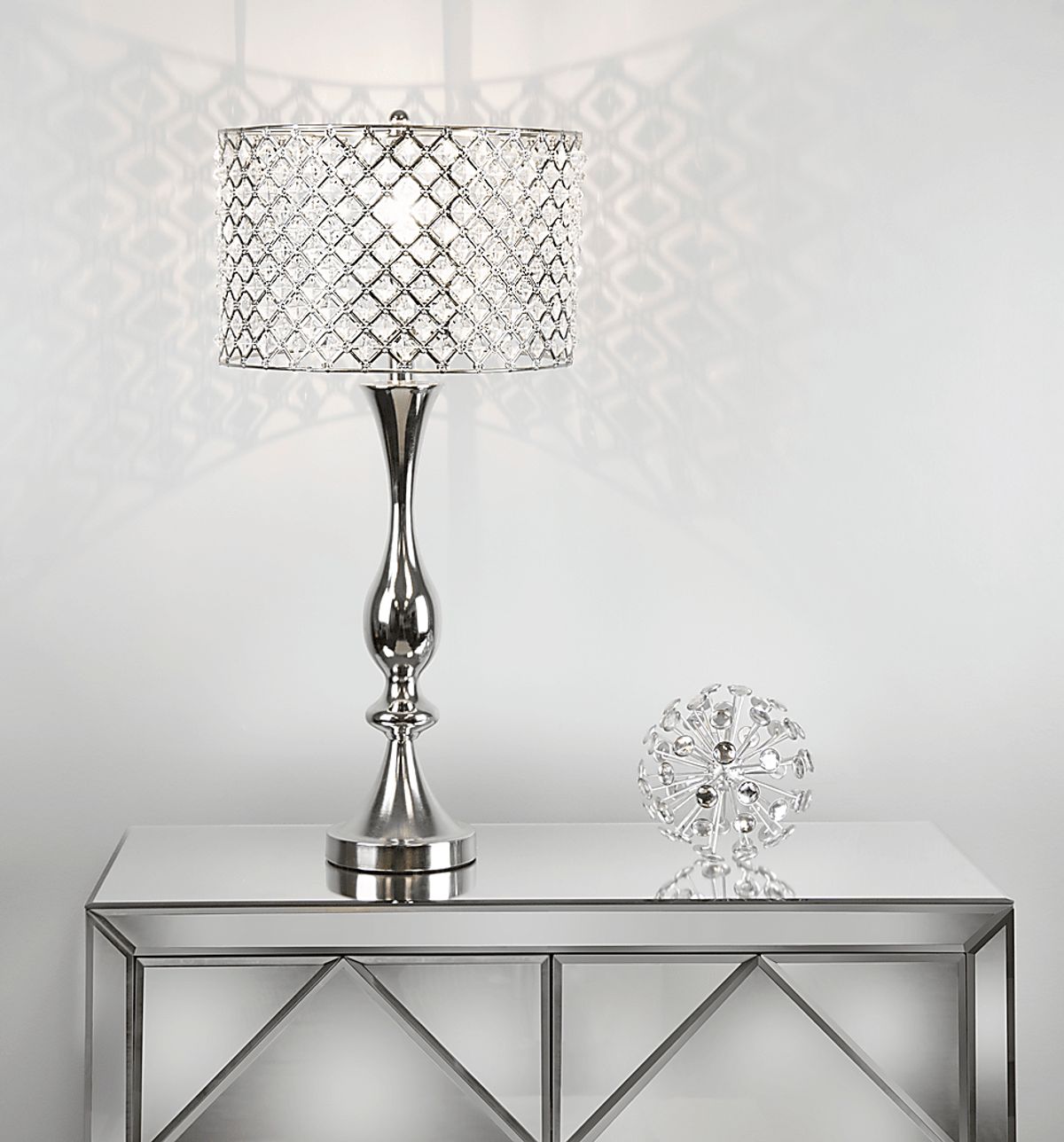 Darwin Circle Silver Gray Table Lamp | Rooms to Go